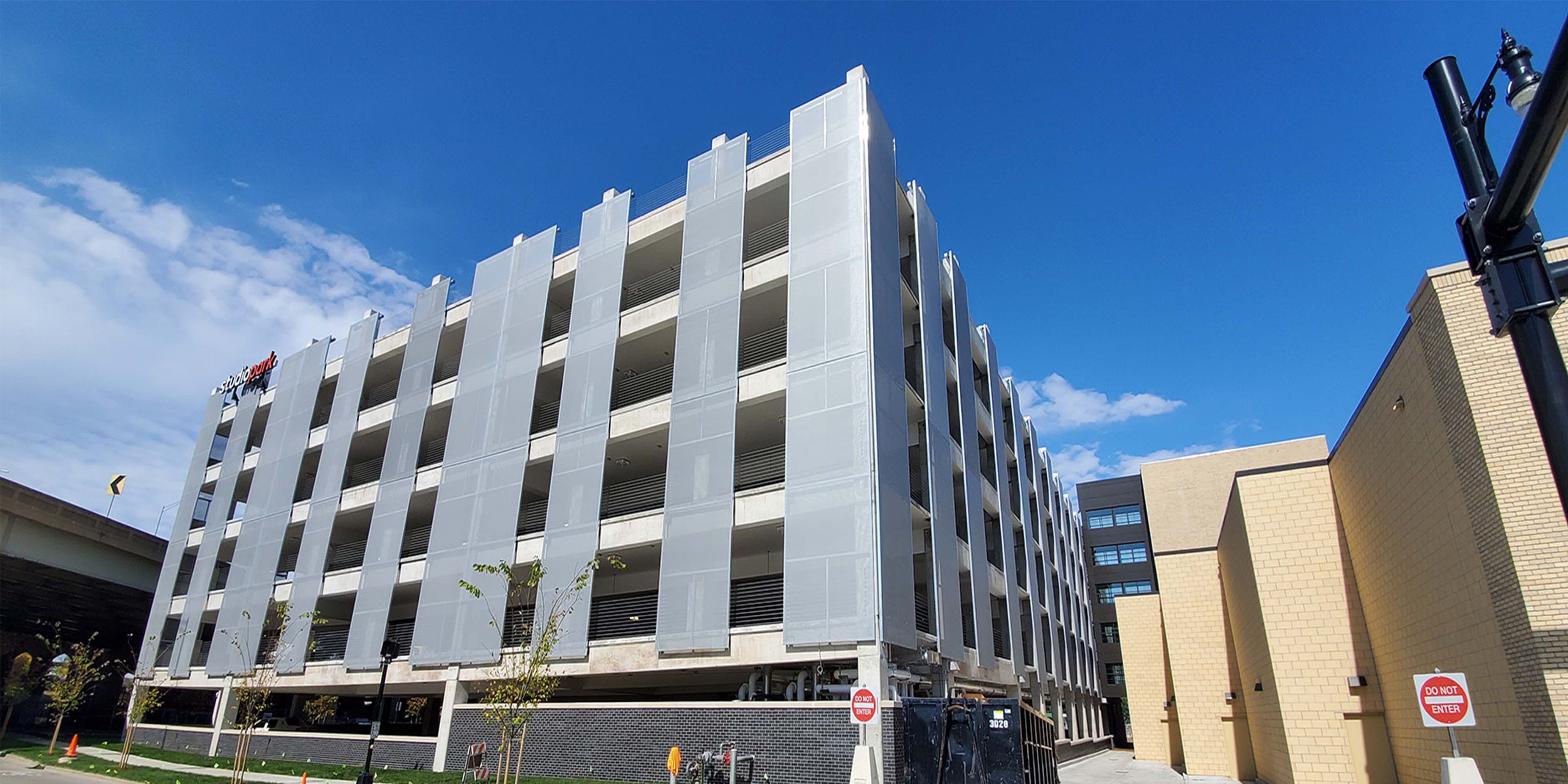 FlexFacades Parking garage - Mehler Texnologies - Textiles to transform